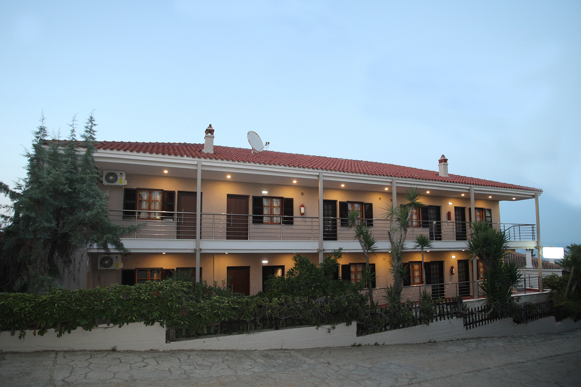 About us – Apollo Apartments & Studios